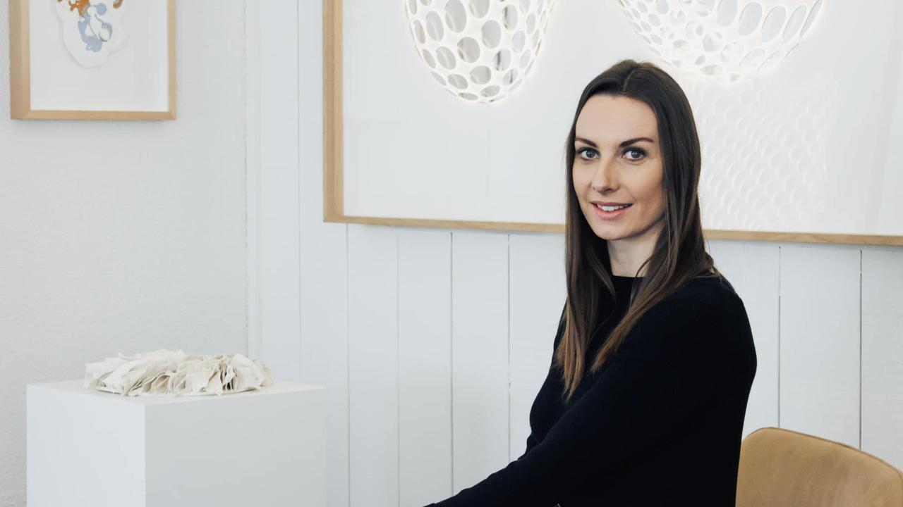 Artistic discovery in Saint-Martin-de-Belleville: Louise Dubus Gallery ...